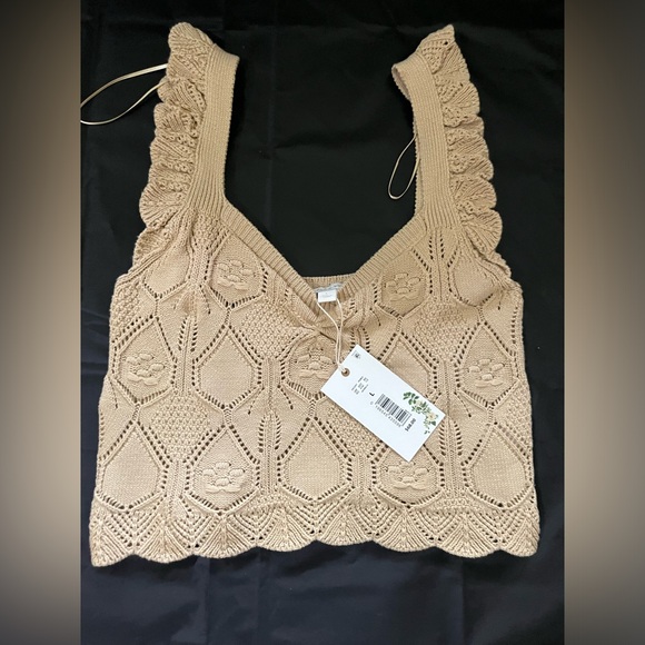Chelsea & Violet | Tops | Nwt Chelsea Violet From Dillards Knit Crochet ...